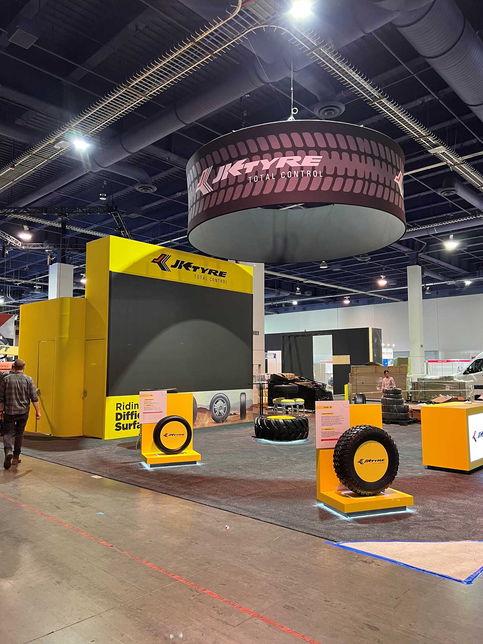 Large LED Video Booths - LED Exhibit Booths